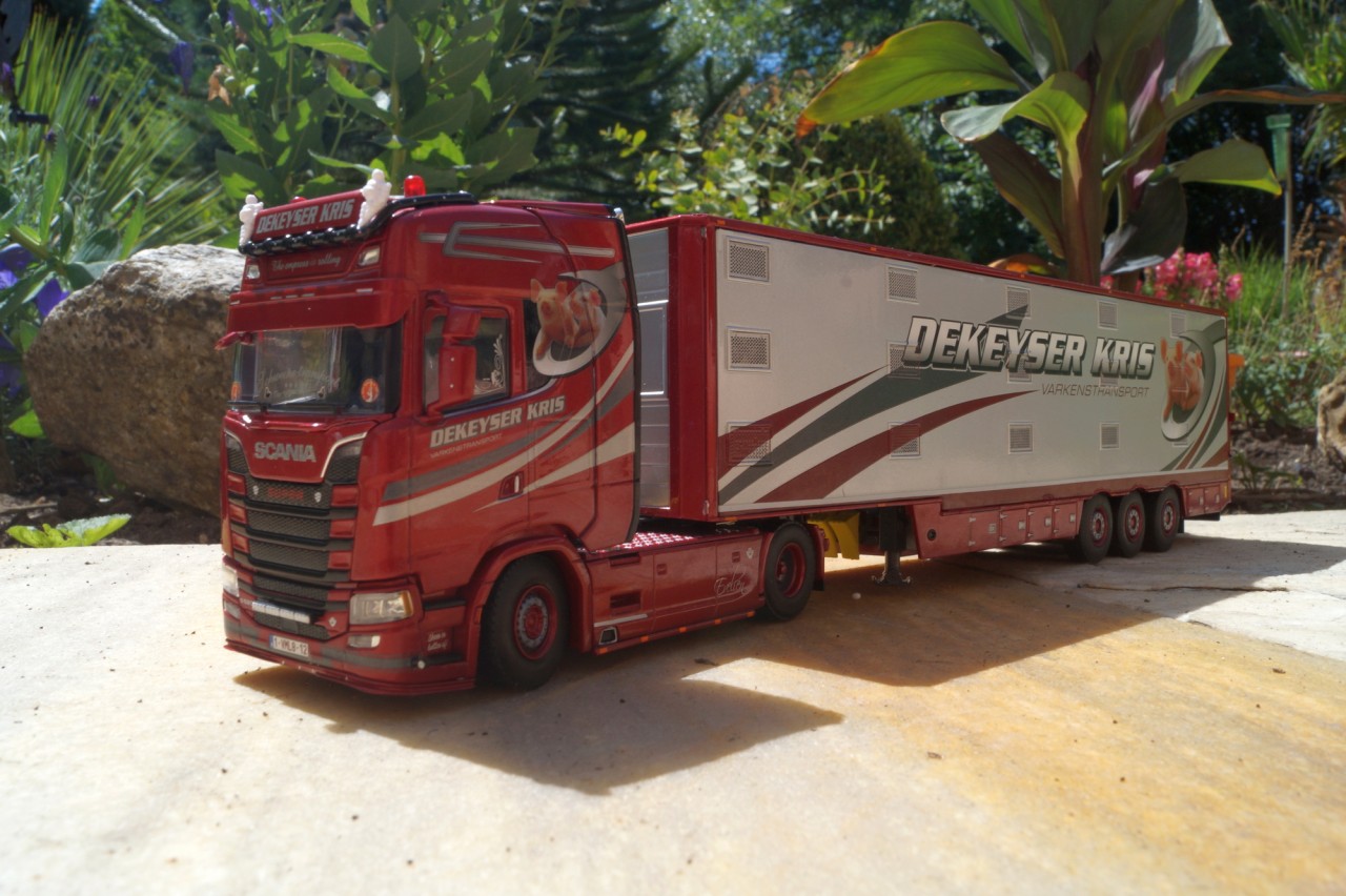 WSI Scania S HL 4X2 mit 3achs Viehtransportauflieger - Dekeyser Kris - B